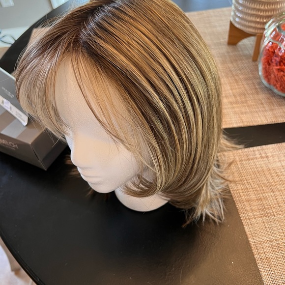 Raquel Welch | Hair | Raquel Welch Upstage Wig Large Cap | Poshmark
